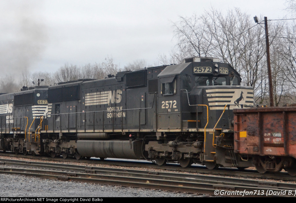 NS 2572